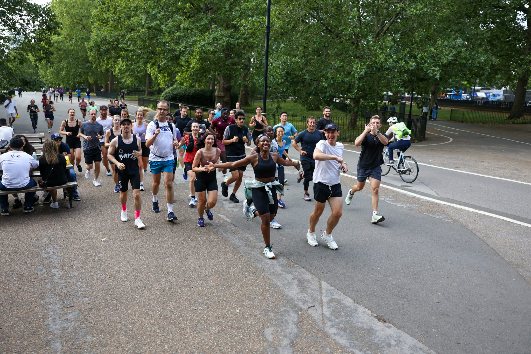 8 Best Social Run Clubs in London in 2023 - Stolt Running